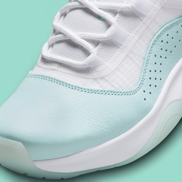 Air Jordan 11 CMFT Low "Igloo" DV2629-100 | SneakerNews.com