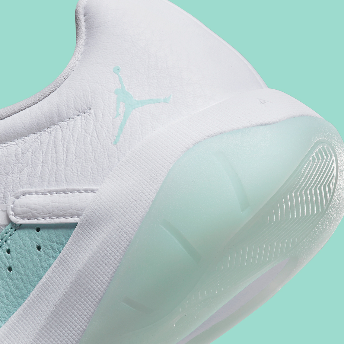 Air Jordan 11 CMFT Low "Igloo" DV2629-100 | SneakerNews.com