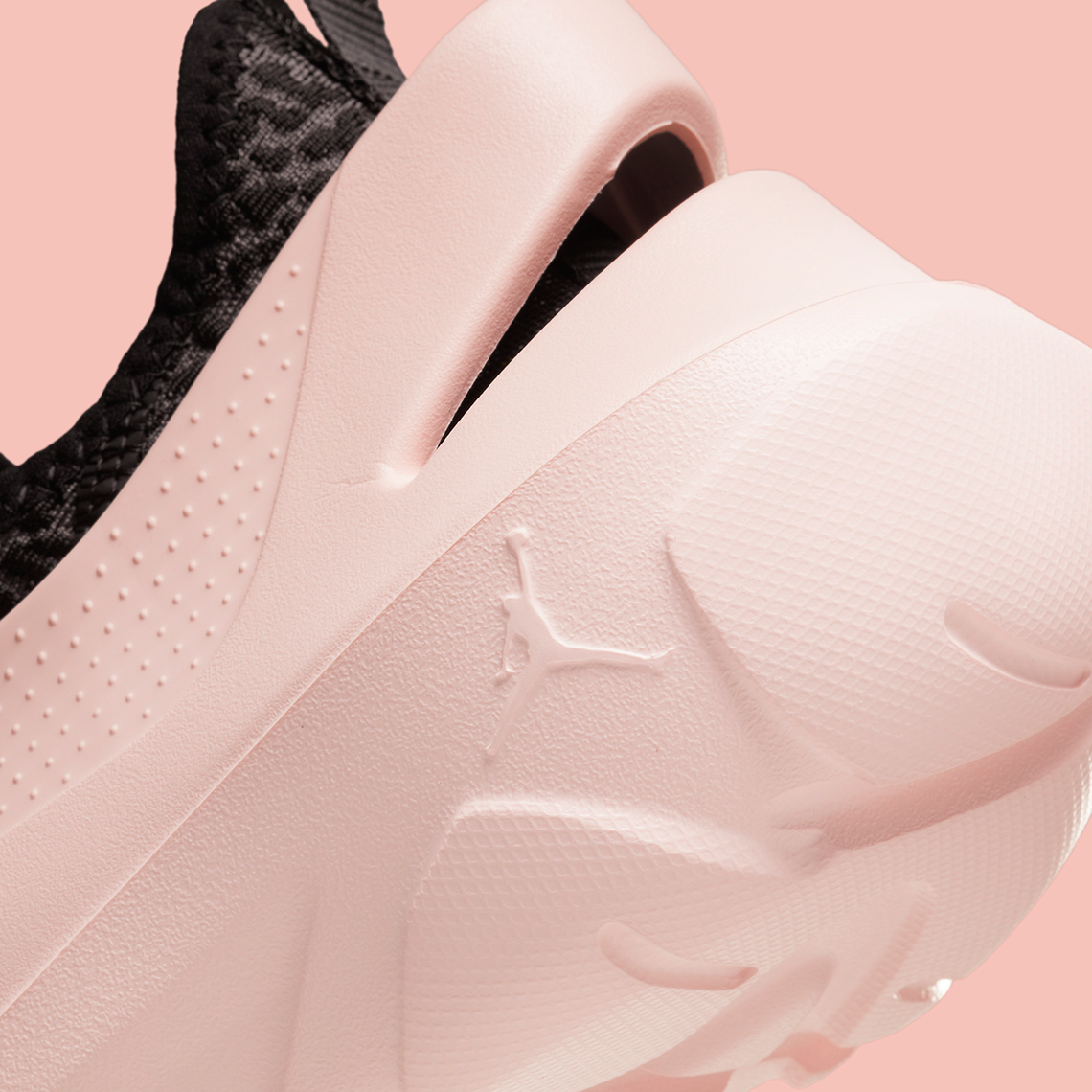 Jordan Sneaker Clog "Arctic Pink" DN4890-600 | SneakerNews.com