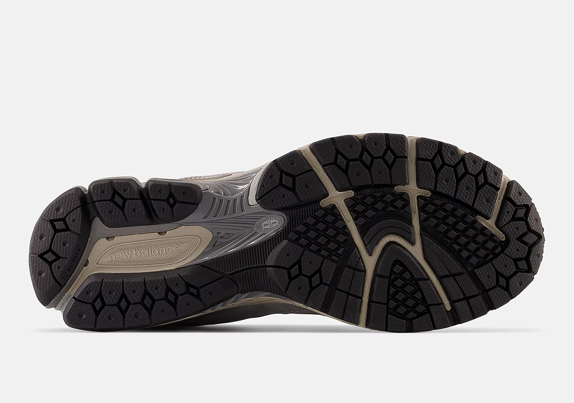 New Balance 2002R Pocket "Grey" M2002RVC | SneakerNews.com