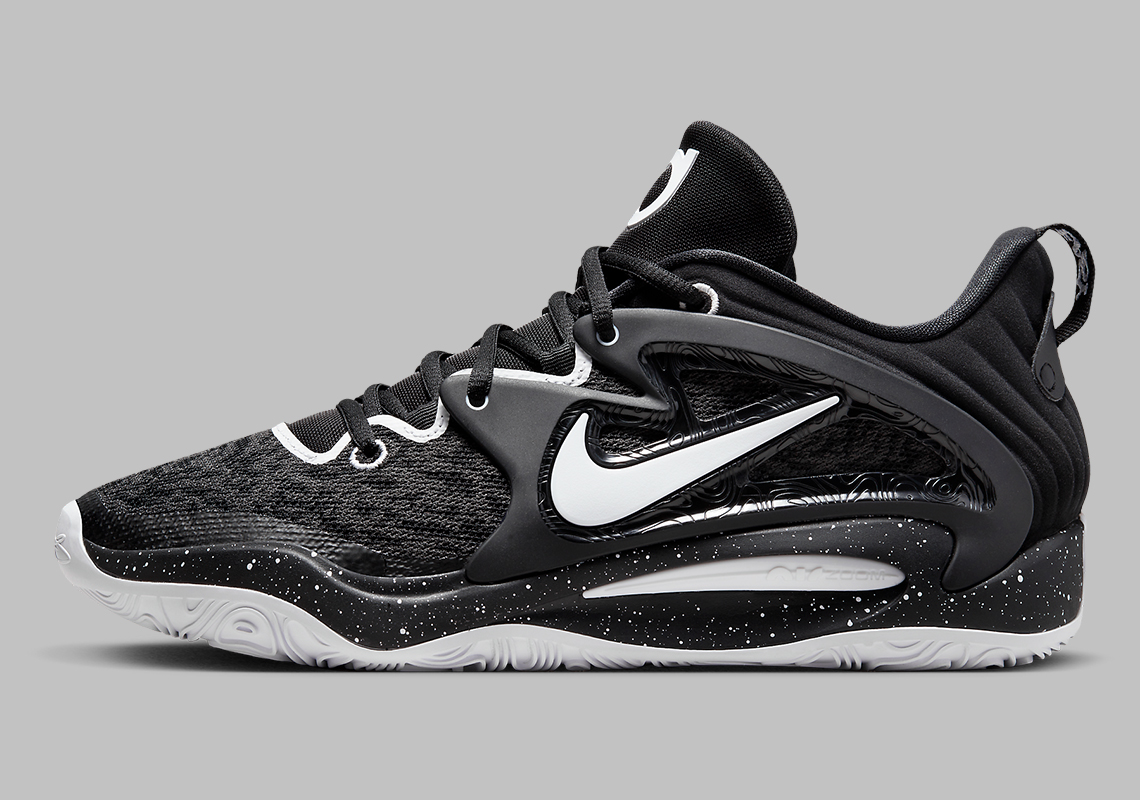 Nike KD 15 TB Team Colors Release Date | SneakerNews.com