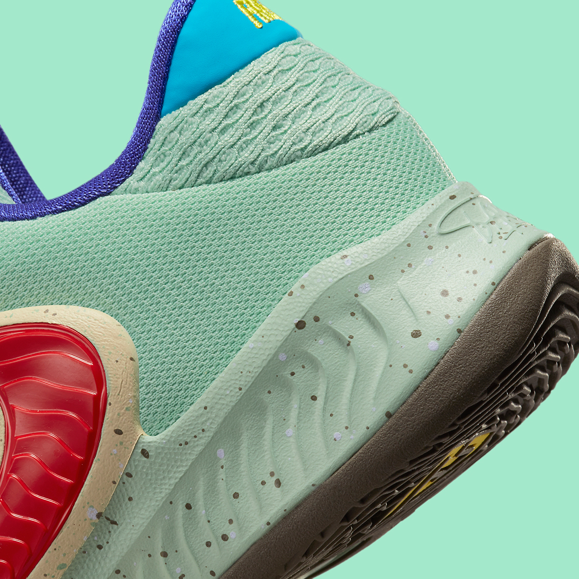 Nike Zoom Freak 4 PS "Enamel Green" | SneakerNews.com