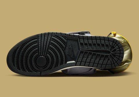 Air Jordan 1 High Stash Metallic Gold DO8727-200 | SneakerNews.com