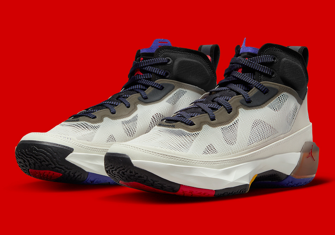 Air Jordan 37 "Light Bone" DD6958-060 Release Date | SneakerNews.com