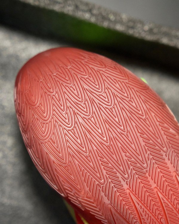 PUMA MB.02 "Phoenix" China-Exclusive | SneakerNews.com