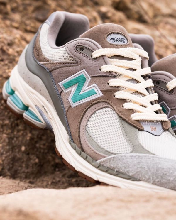 atmos x New Balance 2002R "Oasis" M2002RAM | SneakerNews.com