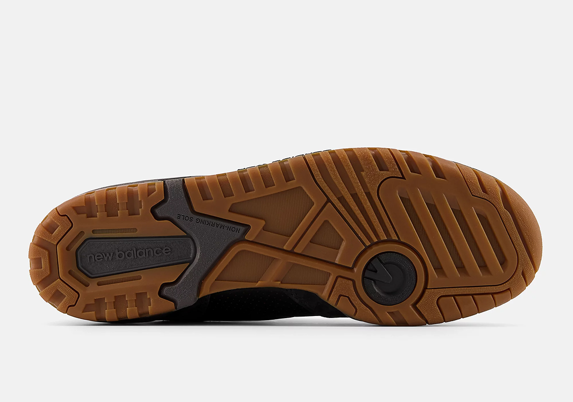 New Balance 550 "Black/Gum" BB550BGU | SneakerNews.com
