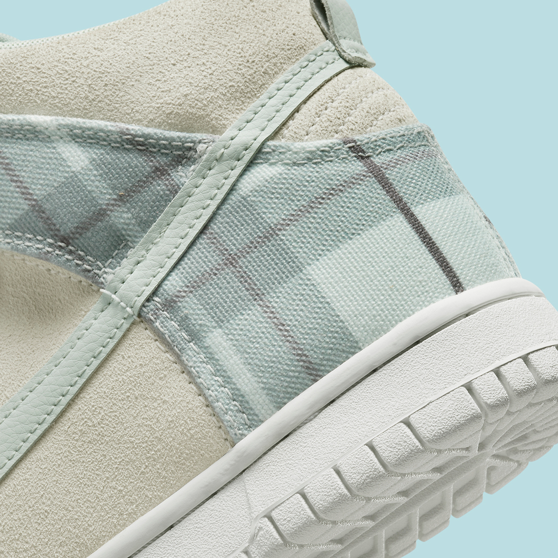 Nike Dunk High GS Plaid Mint Foam DV1724-100 | SneakerNews.com