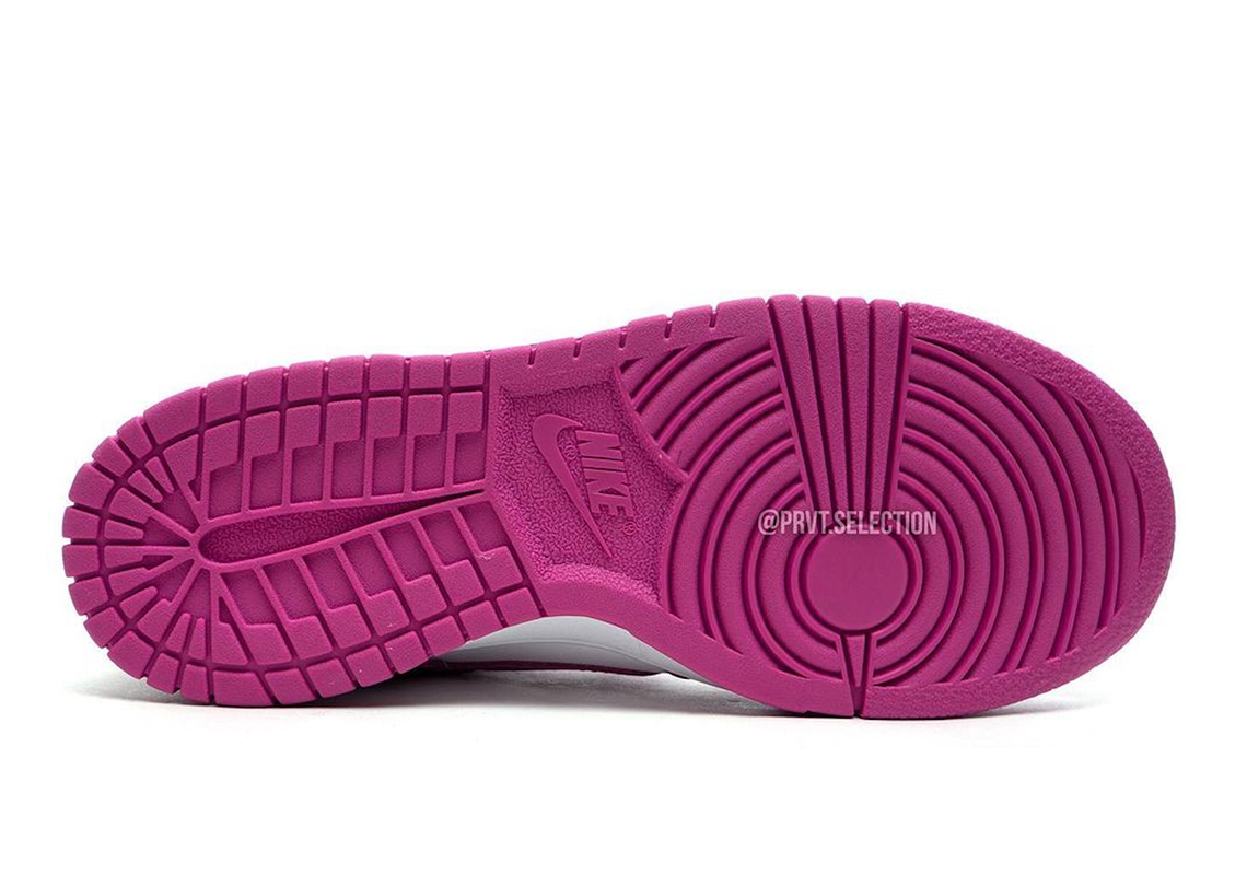 Nike Dunk Low "Active Fuchsia" |SneakerNews.com