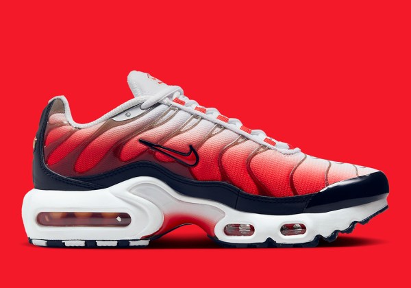 Nike Air Max Plus Red White Navy GS FD9768-100 | SneakerNews.com