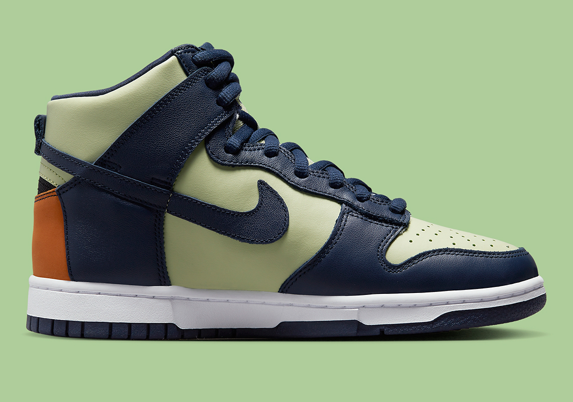 Nike Dunk High "See Through" DQ7575-300 | SneakerNews.com