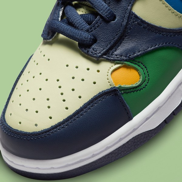 Nike Dunk High "See Through" DQ7575-300 | SneakerNews.com