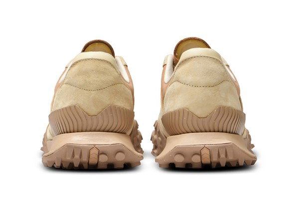 AURALEE New Balance XC-72 UXC72AL UXC72AU | SneakerNews.com