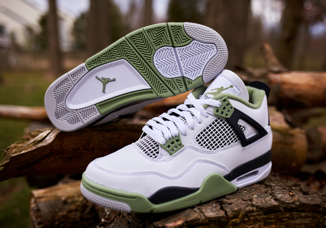 Air Jordan 4 "Oil Green" ("Seafoam") Release Date | SneakerNews.com