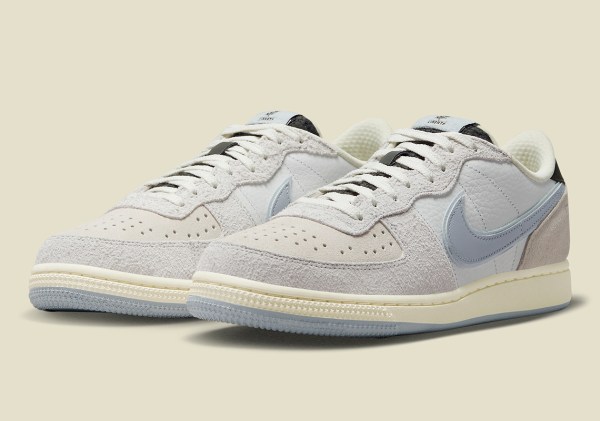 Air Jordan 1 Low OG "Black Cement" CZ0790-001 | SneakerNews.com