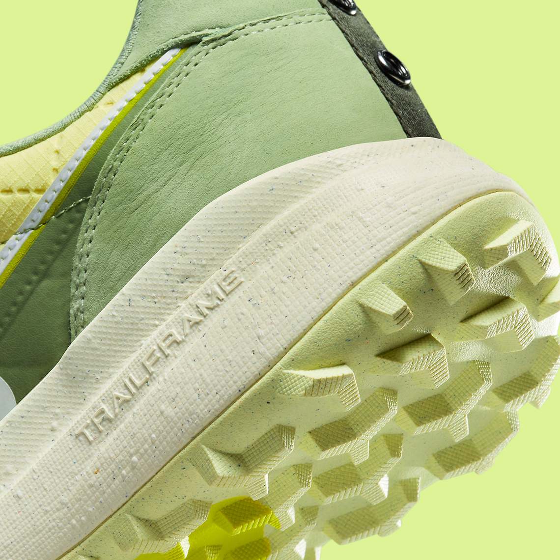 Nike ACG Lowcate Green Stow Pocket | SneakerNews.com