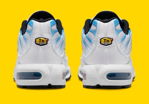 Nike Air Max Plus “White/University Blue” DM0032-101 | SneakerNews.com