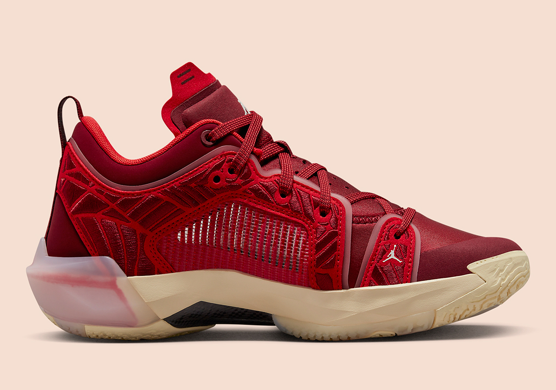 Air Jordan 37 Low "Lift Up" DV9989-601 | SneakerNews.com