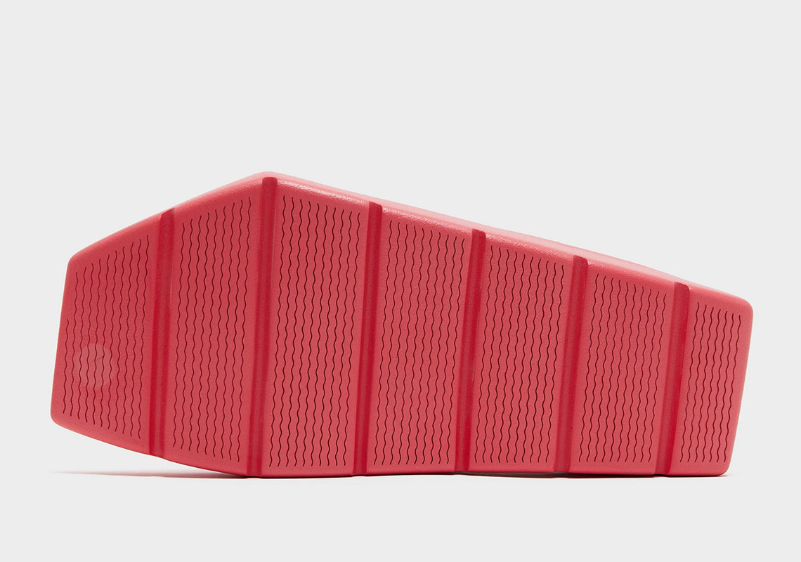 Jordan Hex Mule "Triple Red" Release Date | SneakerNews.com