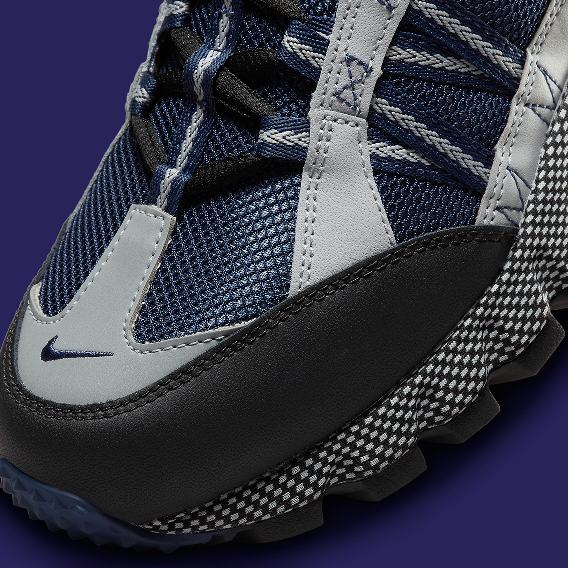 Nike Air Humara OG FJ7098-300 | SneakerNews.com