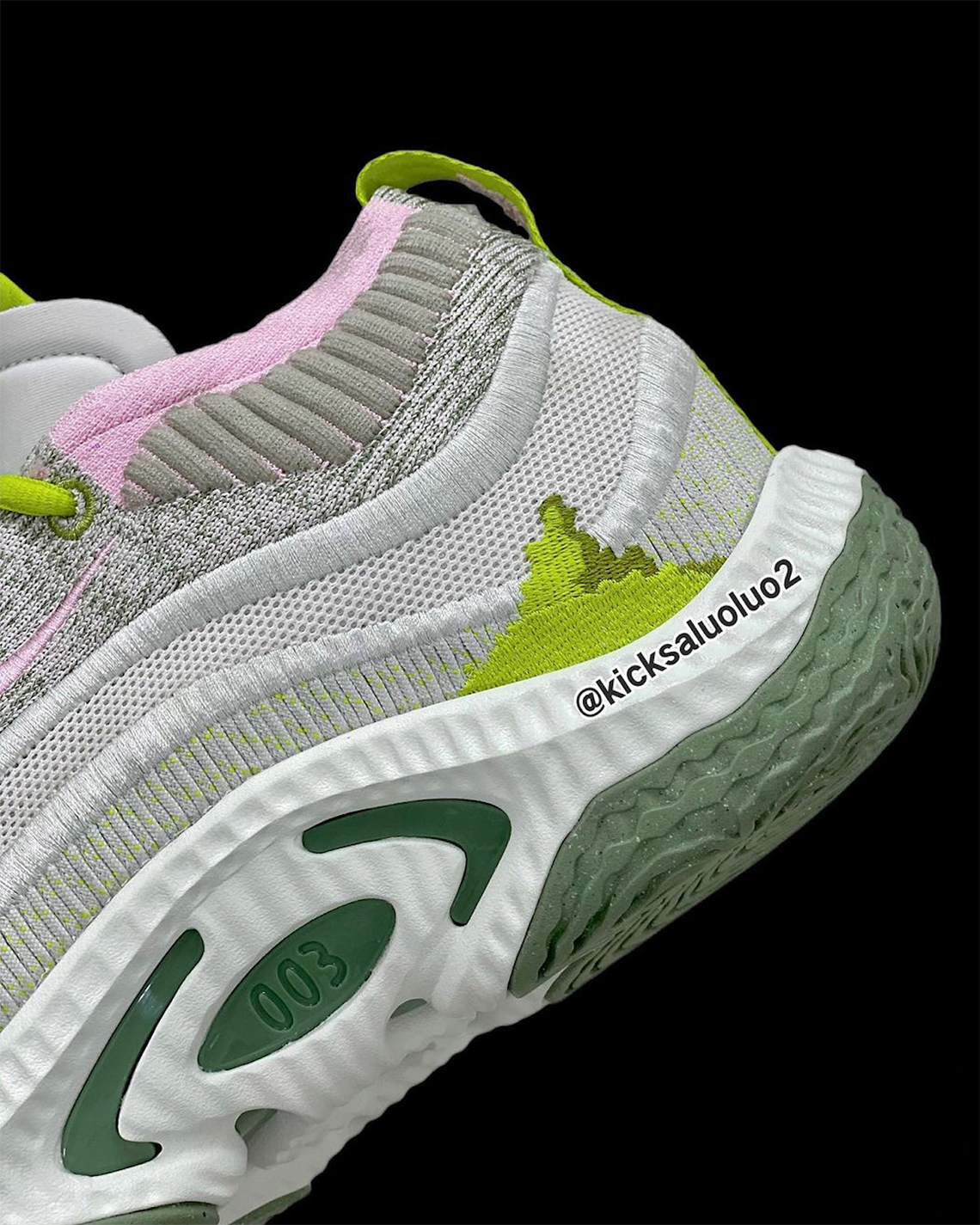 Nike Cosmic Unity 3 First Look | SneakerNews.com