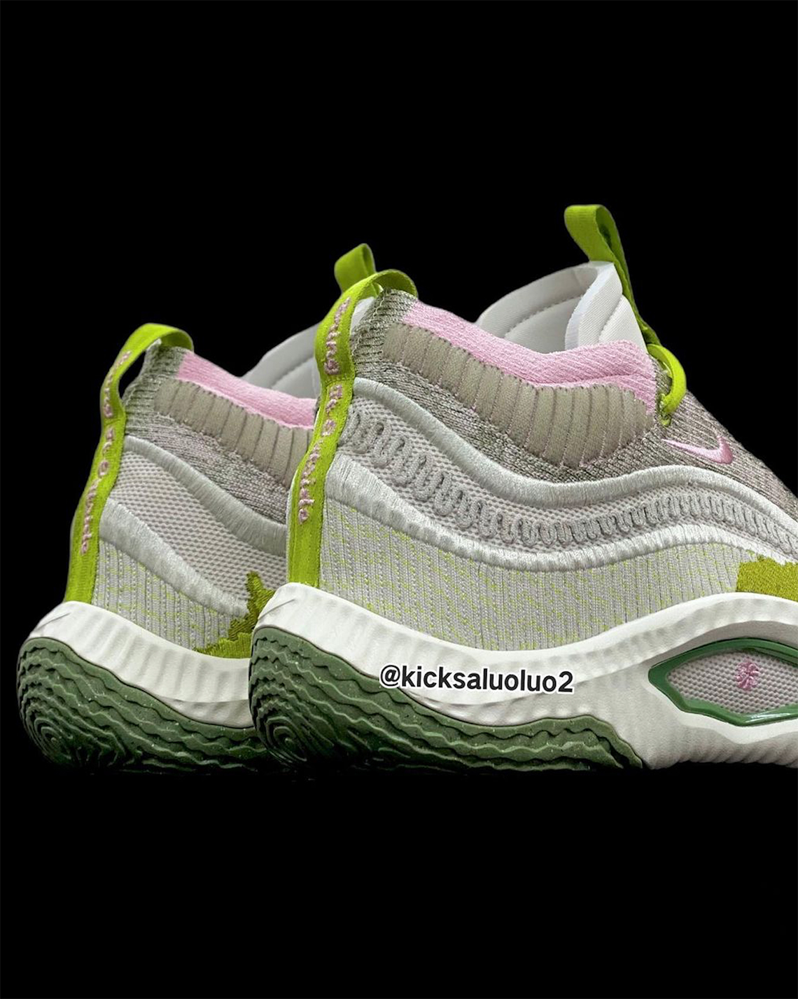 Nike Cosmic Unity 3 First Look | SneakerNews.com