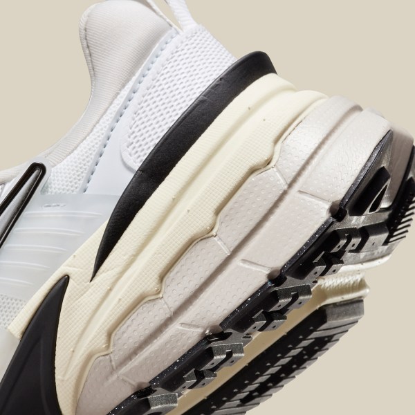 Nike Runtekk Womens FD0736-100 Release Date | SneakerNews.com