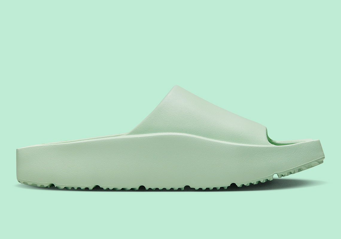Jordan Hex Mule WMNS Summer 2023 Releases | SneakerNews.com