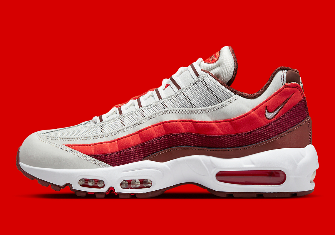 Nike Air Max 95 "Team Red/Crimson" DM0011-005 | SneakerNews.com