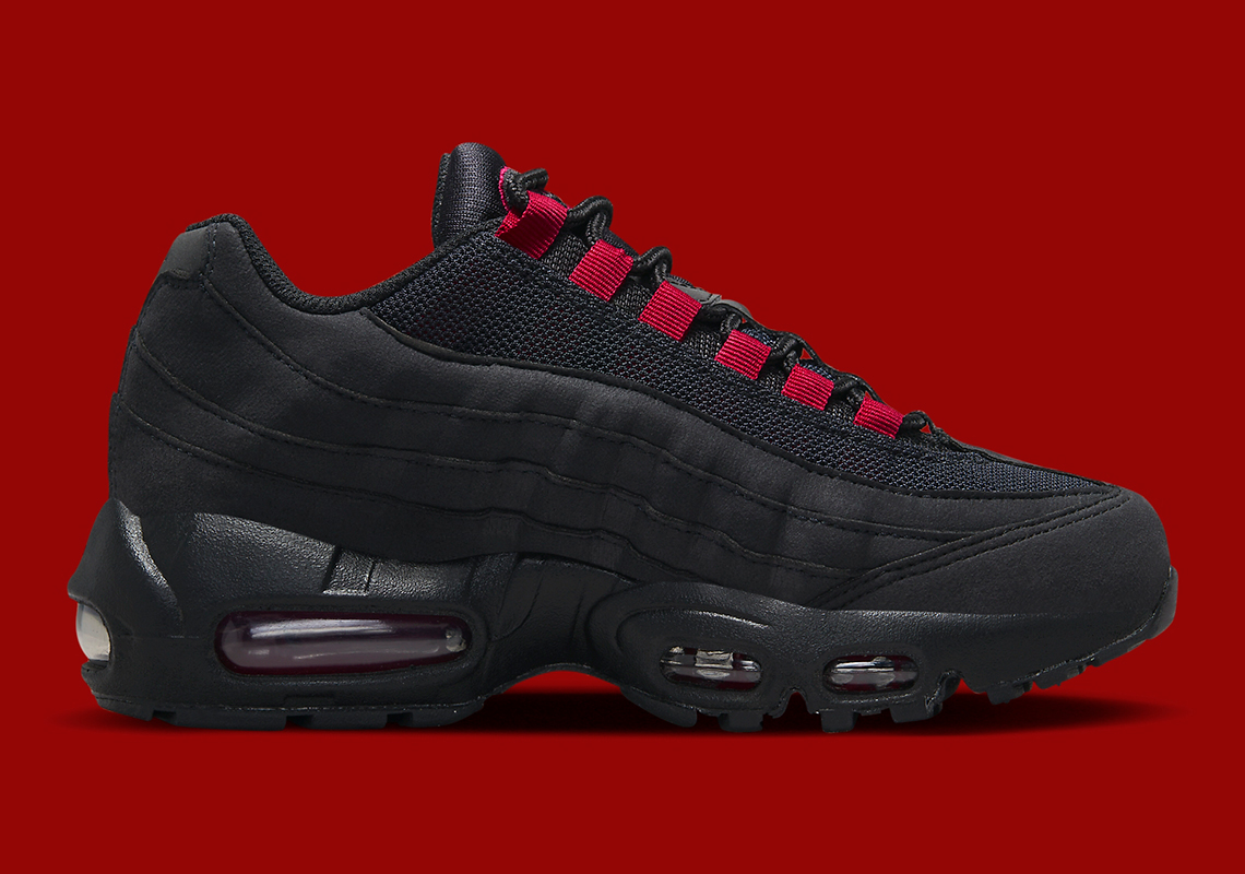 Nike Air Max 95 GS "Black/Red" FQ2430-001 | SneakerNews.com