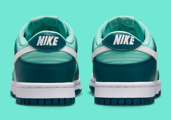 Nike Dunk Low WMNS Teal Mint DD1503-301 | SneakerNews.com