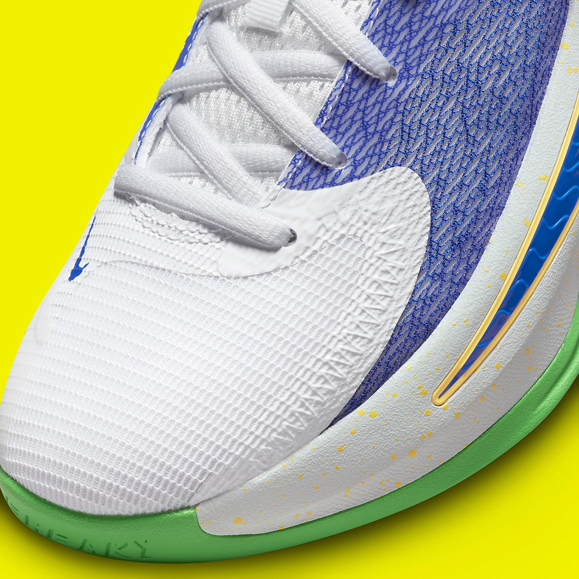 Nike Zoom Freak 4 GS "Hyper Royal" DQ0553-103 | SneakerNews.com