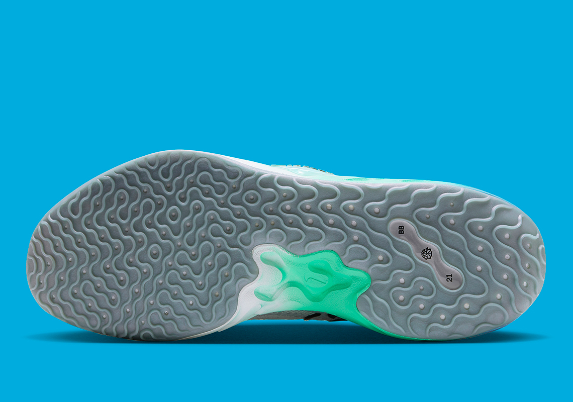 Nike Zoom GT Run Unlock Your Space FN3421-104 | SneakerNews.com