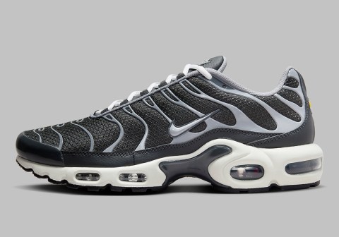 Nike Air Max Plus "Cool Grey" DZ2655-001 | SneakerNews.com