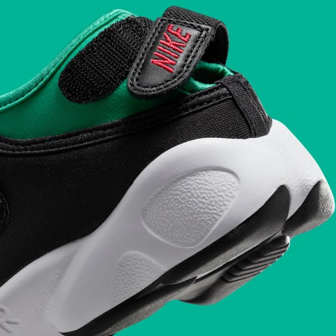 Nike Air Rift OG "Black/Green" FN7772-001 | SneakerNews.com