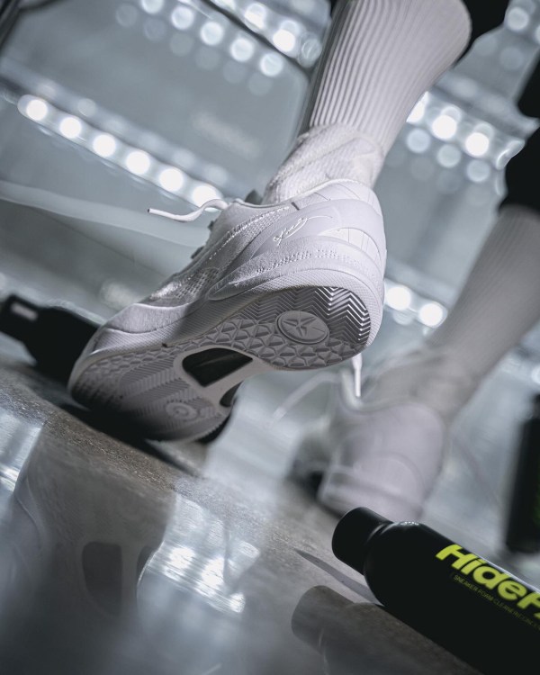 Nike Kobe 8 Protro "Triple White" FJ9364-100 | SneakerNews.com