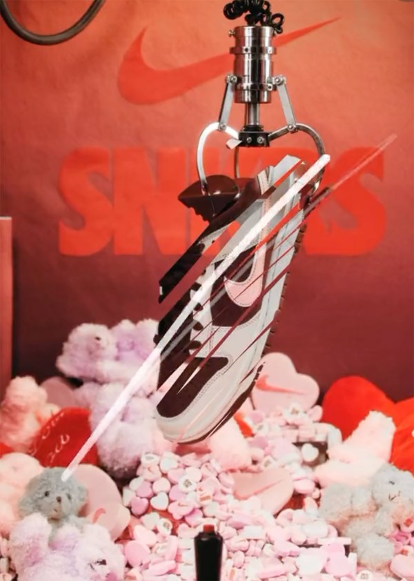 Nike SNKRS Receives Nearly 12 Billion Bot Entries A Month. Here's How ...
