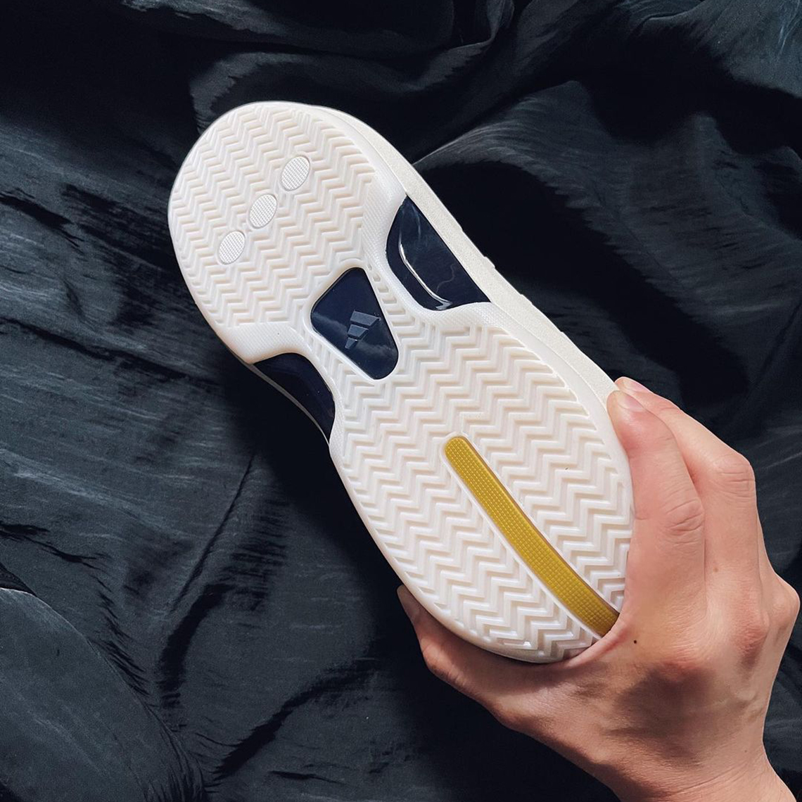 adidas Crazy Infinity "Chalk" IE3079 | SneakerNews.com