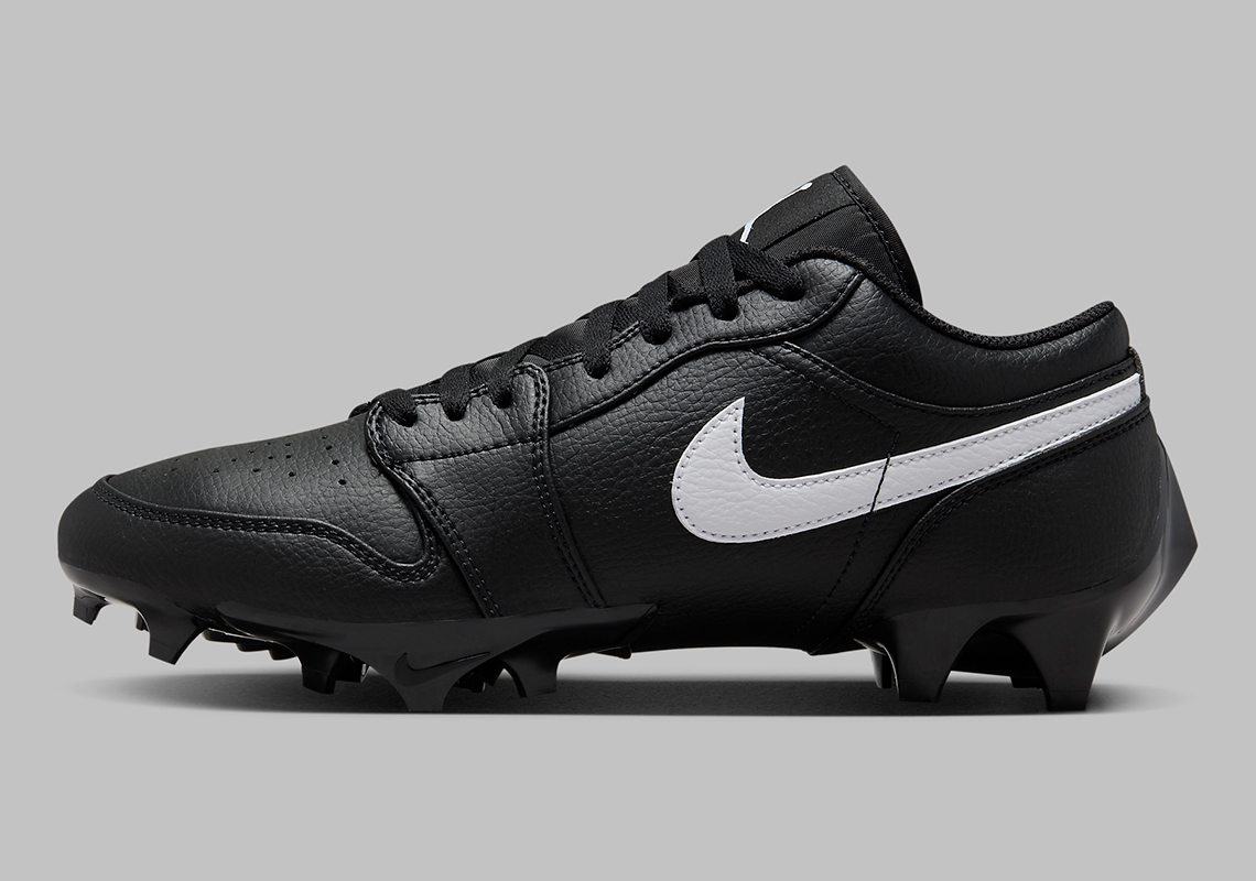 Air Jordan 1 Low Cleats "Black/White" FJ6245-001 | SneakerNews.com