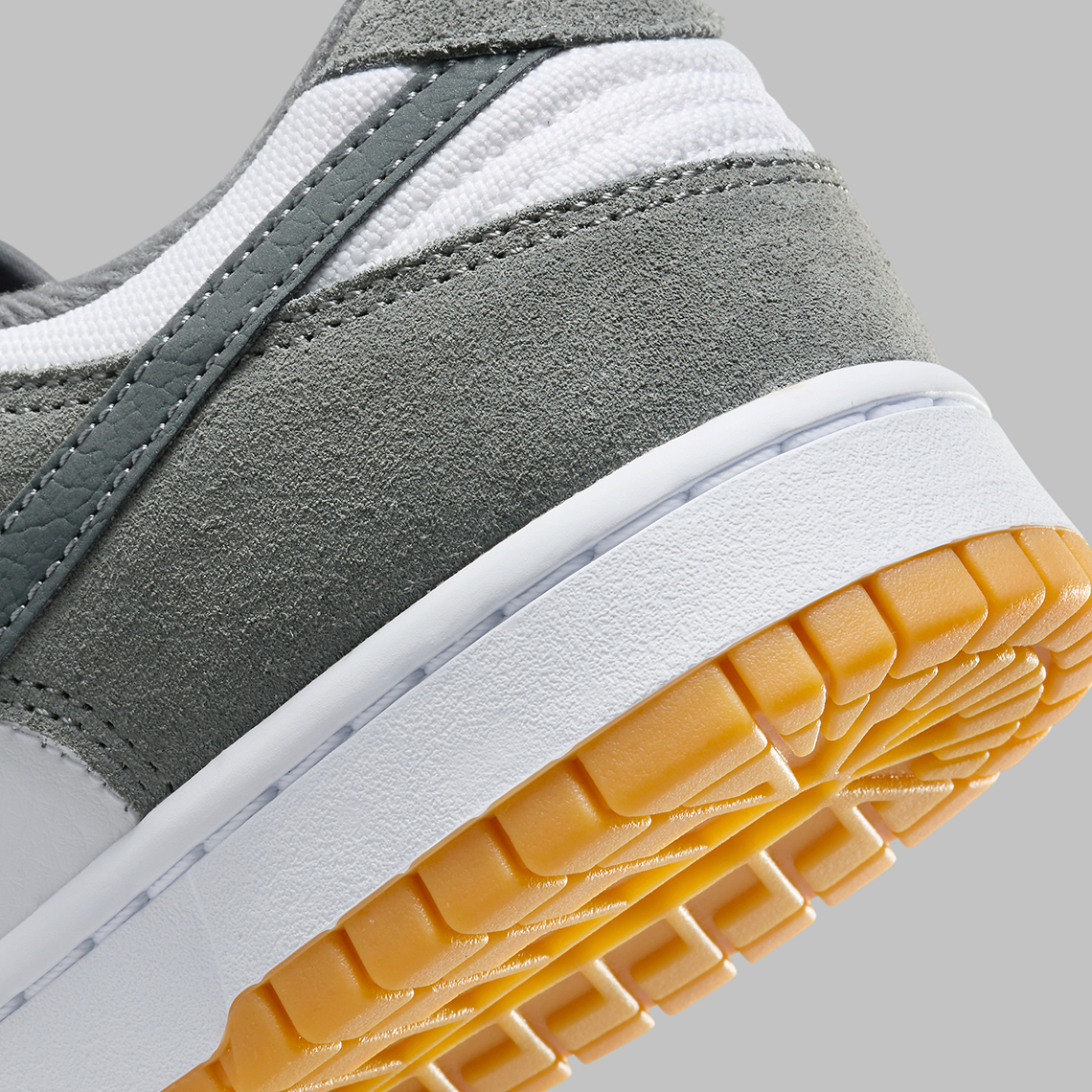 Kid’s Nike Dunk Low "Reflective Grey"FV0389-100 | SneakerNews.co