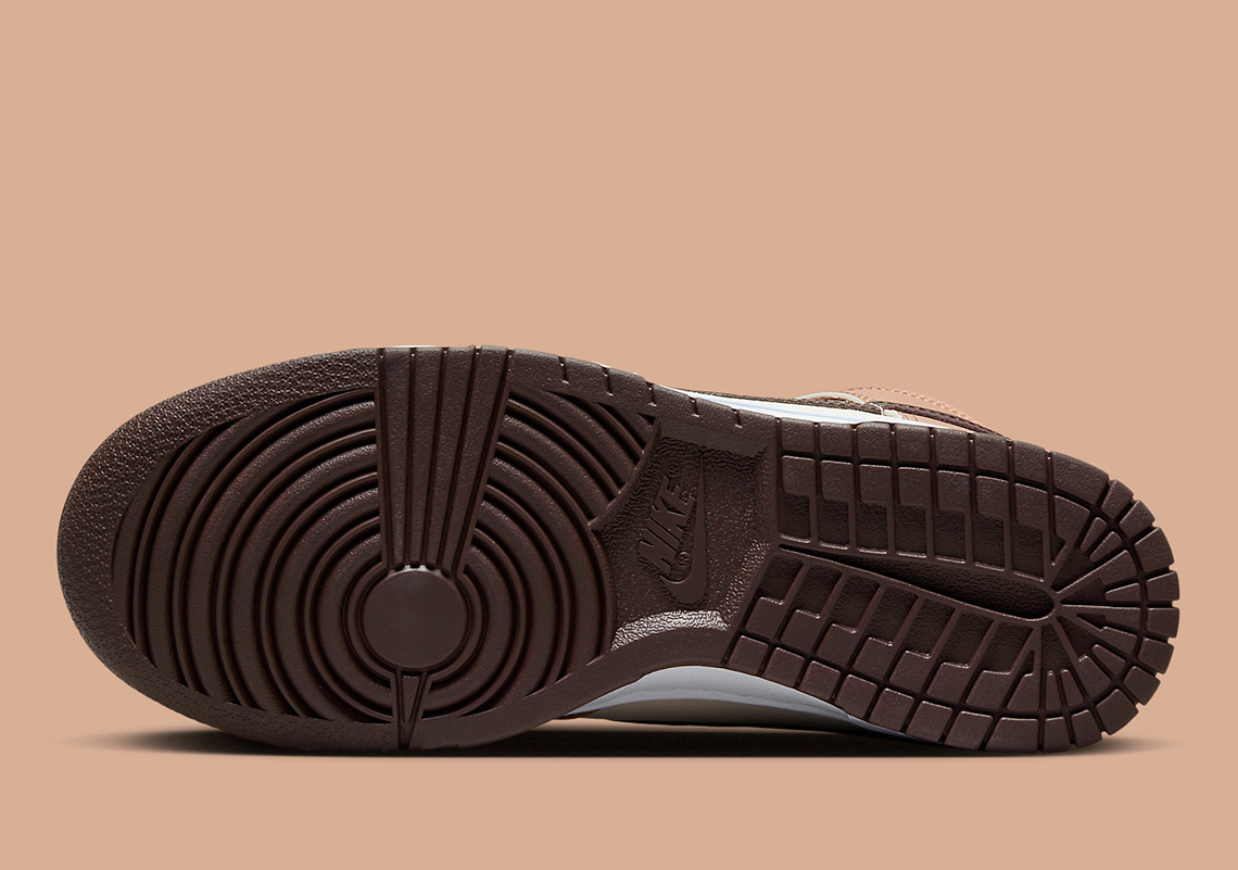 Nike Dunk High Dusted Clay Earth Pale Ivory FQ2755-200 | SneakerNews.com
