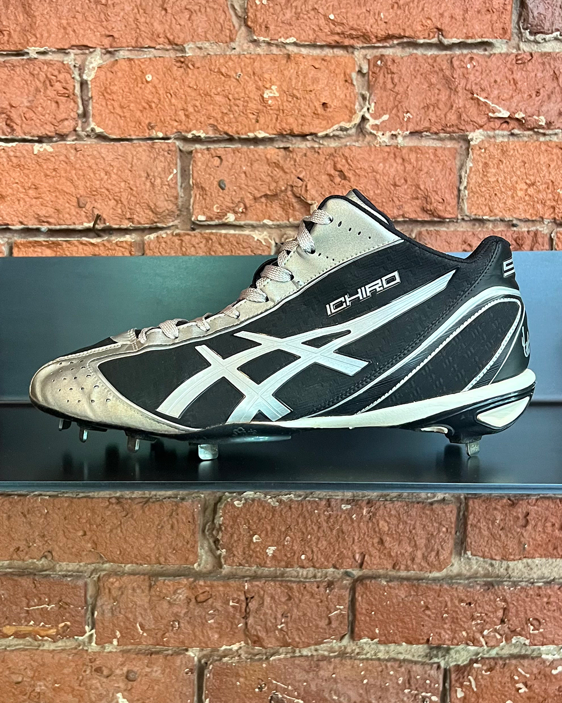 Hometown Seattle Baseball Cleats PE Collection Display | SneakerNews.com