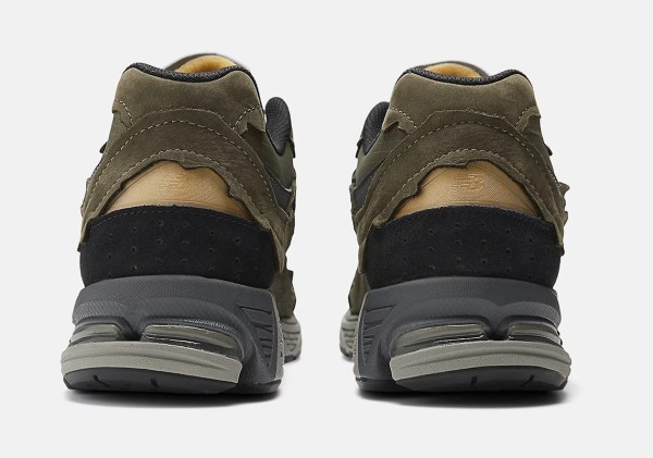 New Balance 2002R Protection Pack Ripstop Nylon | SneakerNews.com