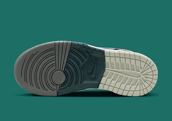 Nike Dunk Low "Remix Split" Spruce Green | SneakerNews.com