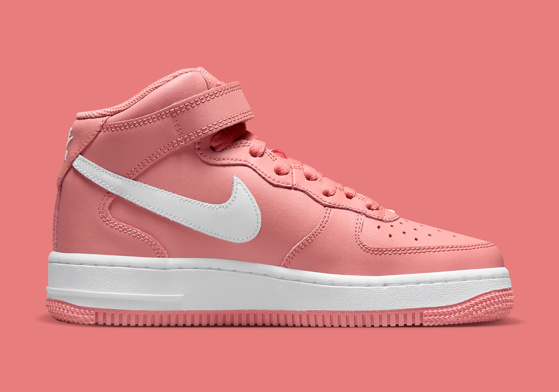 Kid's Nike Air Force 1 Mid "Red Stardust" DH2933-600 | Sneaker News