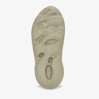 Yeezy-Foam-Runner-Stone-Salt-Store-List-GV6840