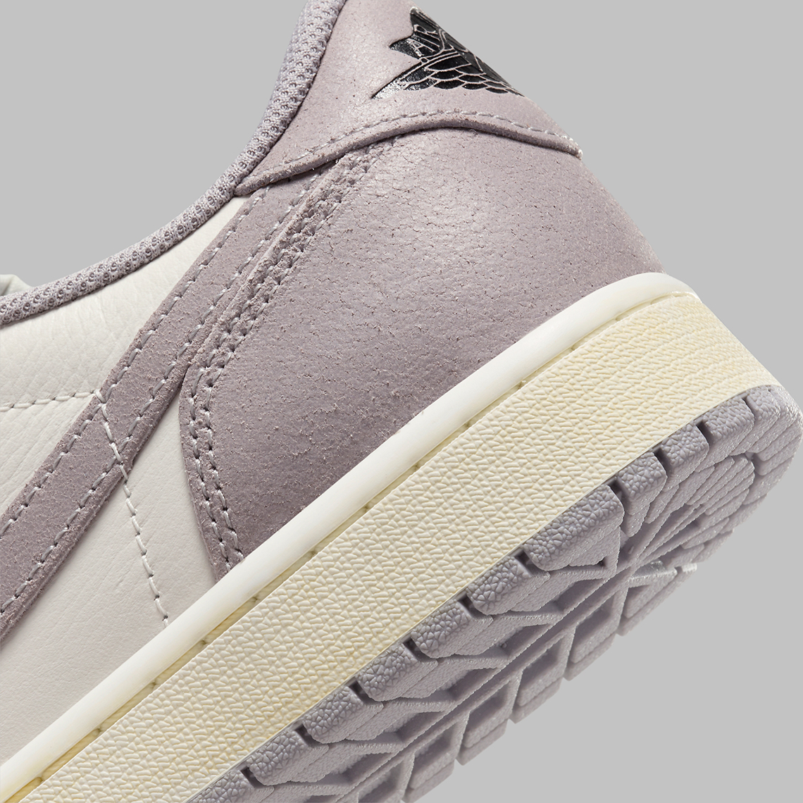 Air Jordan 1 Low OG "Atmosphere Grey" CZ0790-101 | SneakerNews.com