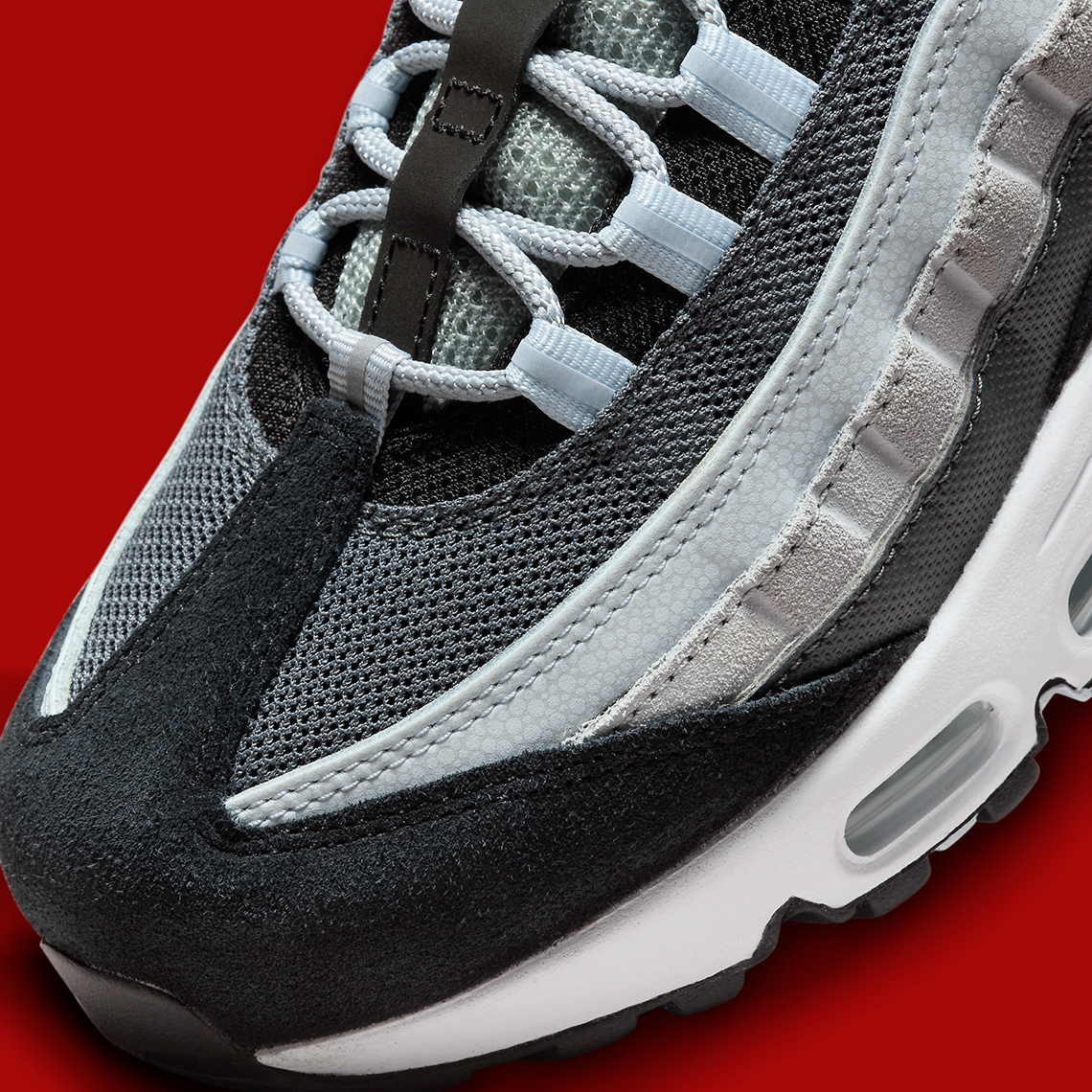 A Touch Of Ice Blue Contrasts This Nike Air Max 95 "SWOOSH ...