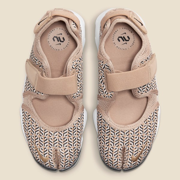 Nike Air Rift "United in Victory" FB2366-200 | SneakerNews.com