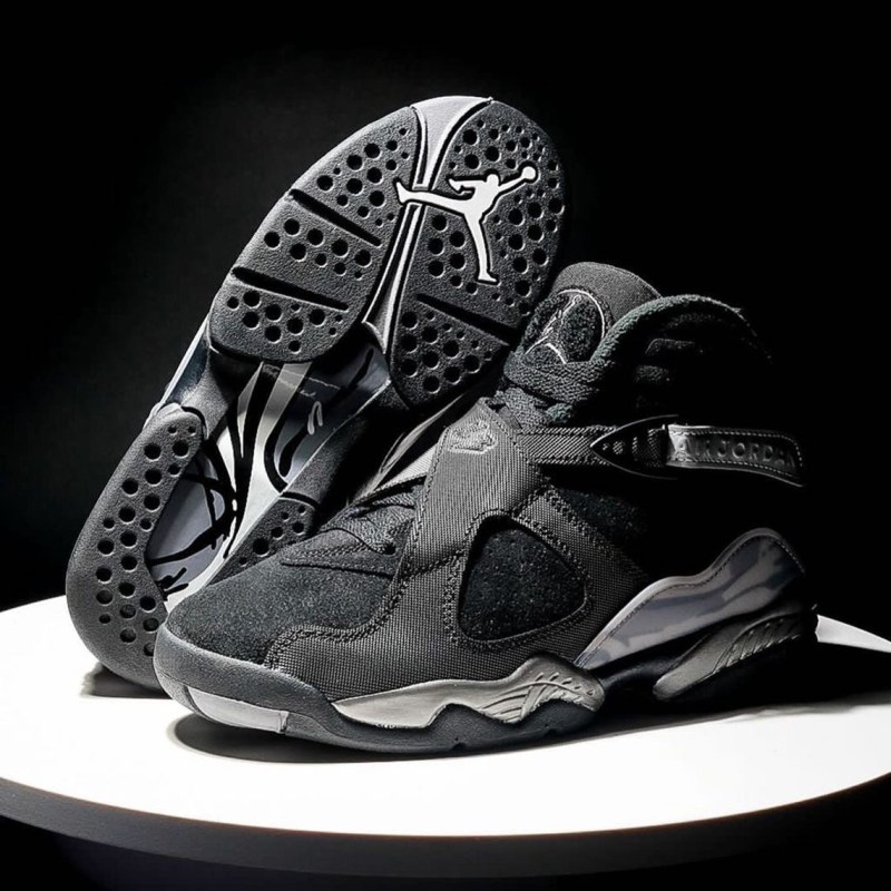 Air Jordan 8 Winter "Gunsmoke" FD1334-001 | SneakerNews.com